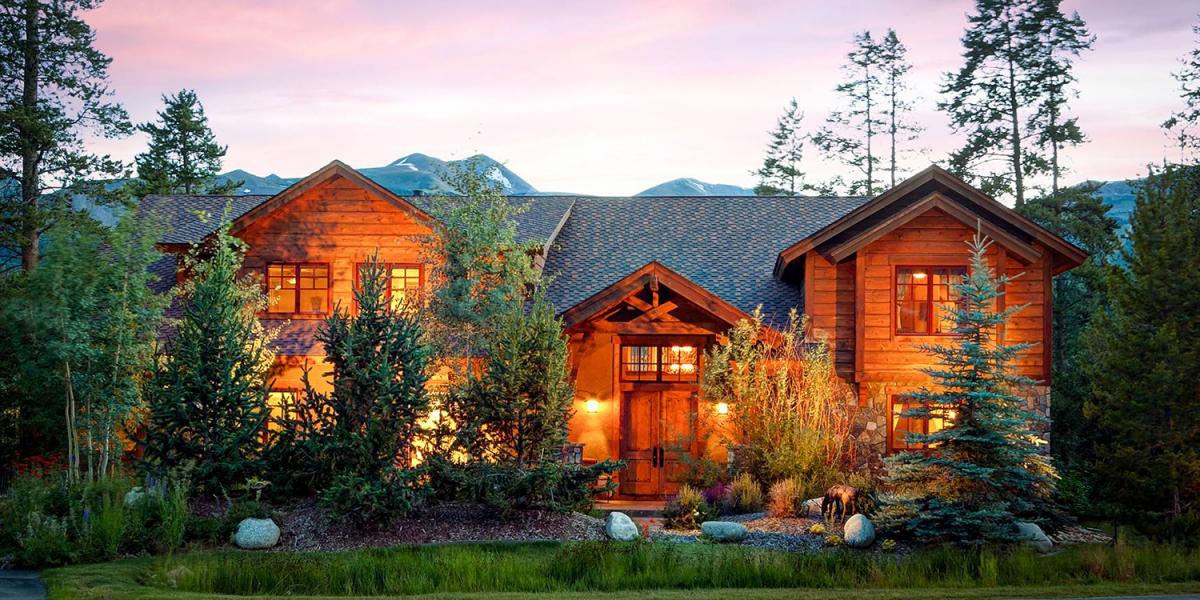 STAY IN ONE OF OUR LUXURY BRECKENRIDGE PRIVATE RENTALS | VisitBreck