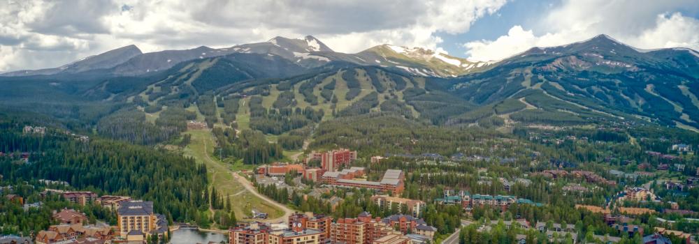 About Us | VisitBreck
